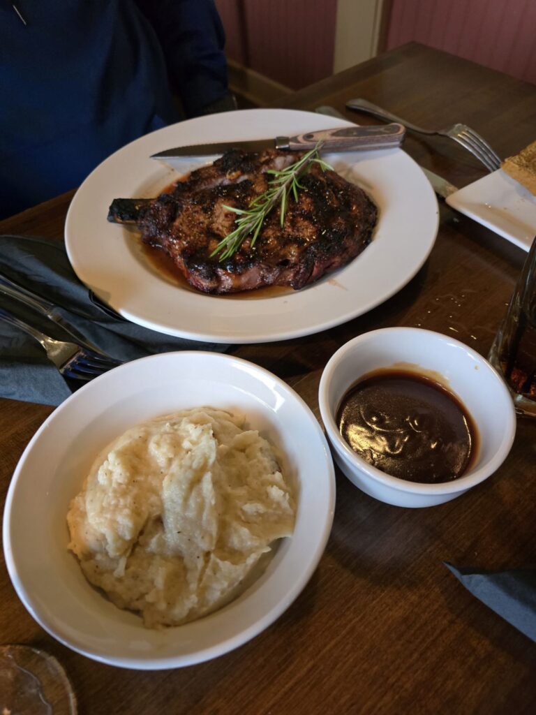 Bullwinkle's Steak House - Menu, Reviews & Photos